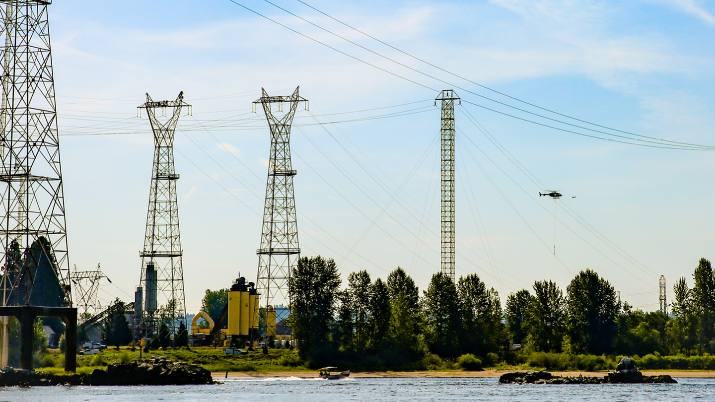 20230921-ground-wire-stringing-on-columbia-river-complete-after-weather ...