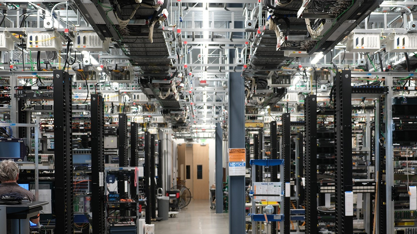 20240510-taking-a-dive-in-the-fishbowl-bpa-state-of-the-art-telecommunications-lab - Bonneville ...